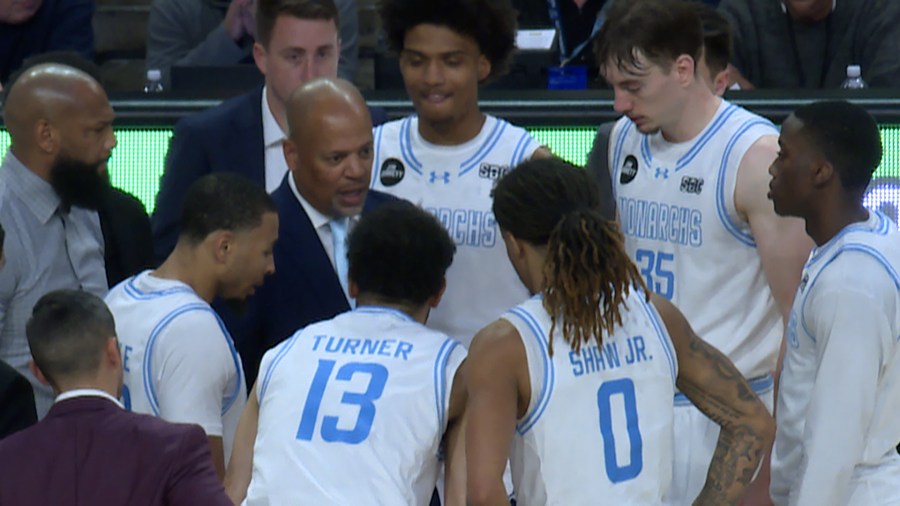 ODU misses opportunities down the stretch, falls to Coastal Carolina 76 ...