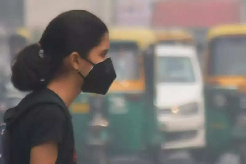 Delhi govt boosts health preparedness as pollution strains hospitals