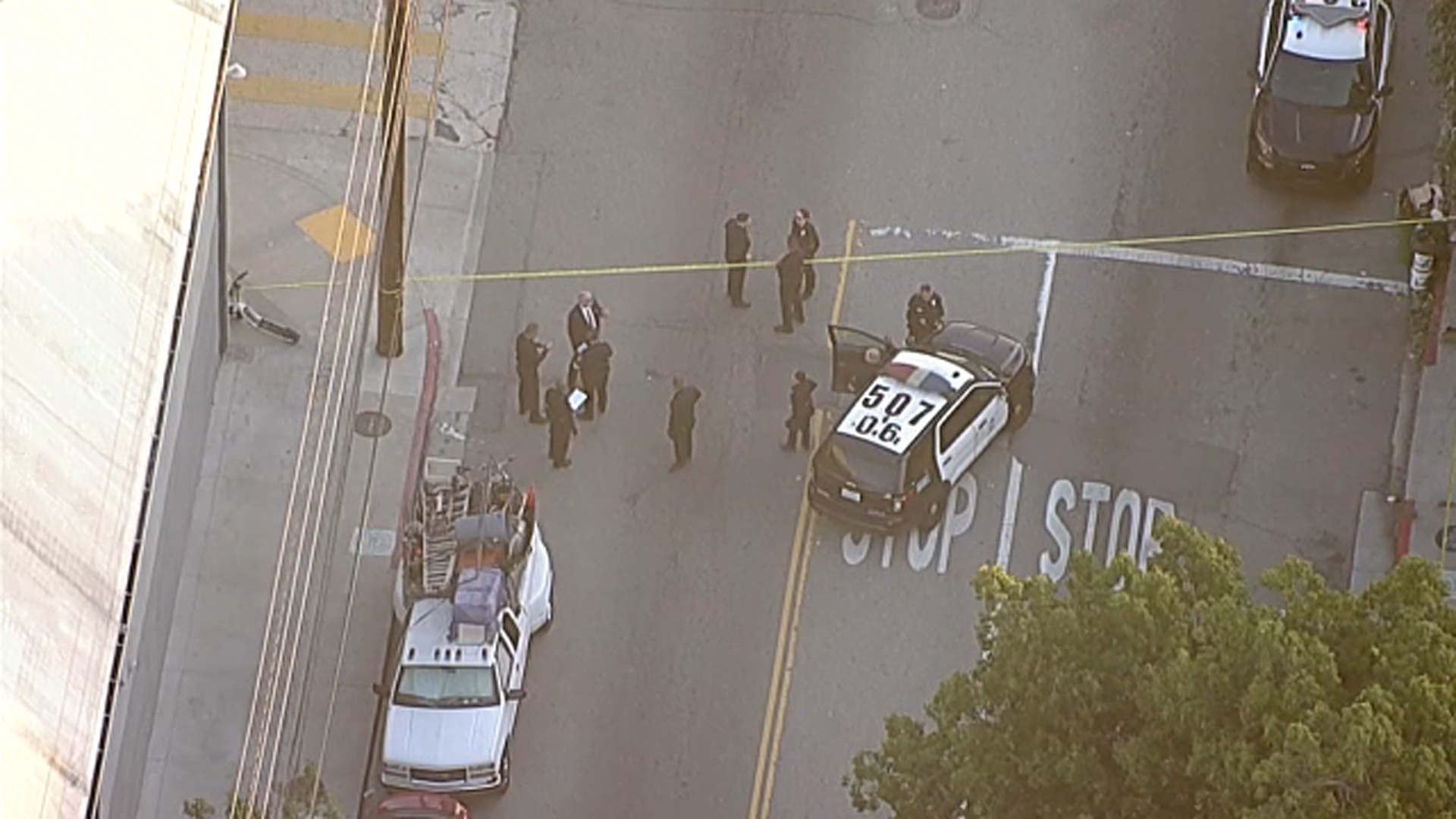 Man fatally shot by police in Hollywood was 'speaking to ghosts,' armed ...