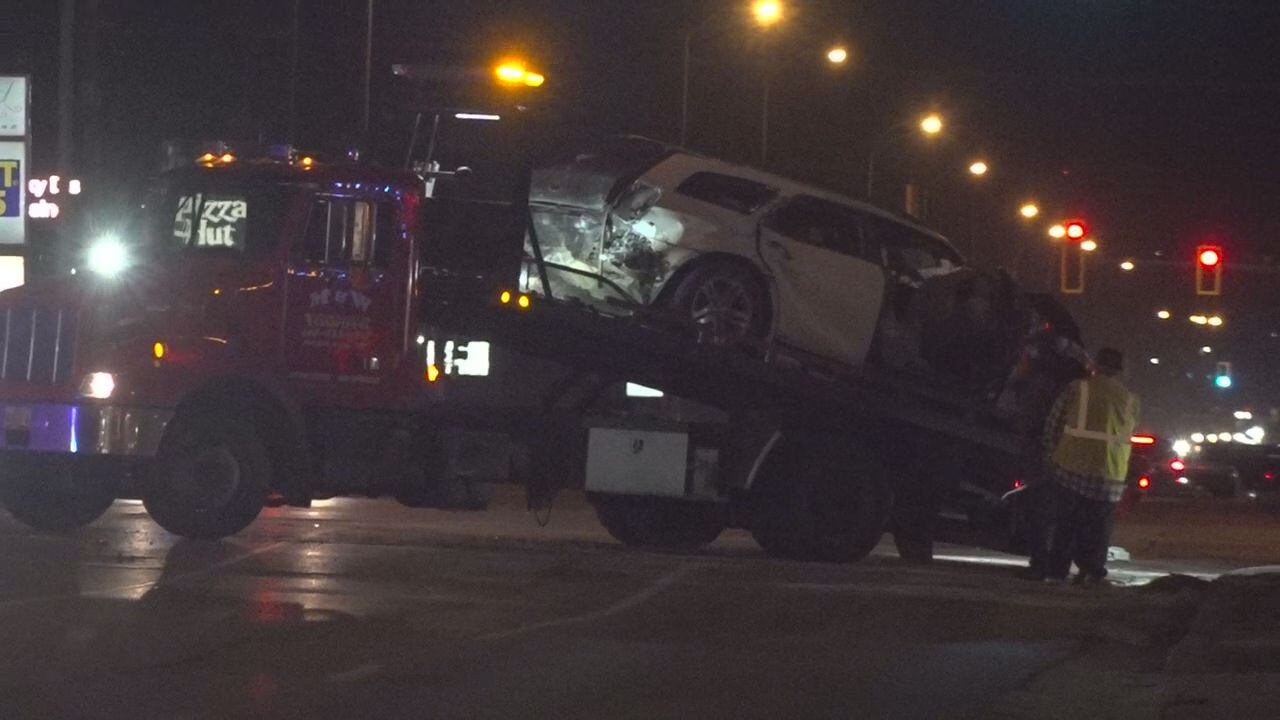 Police pursuit ends in multi-vehicle crash injuring five