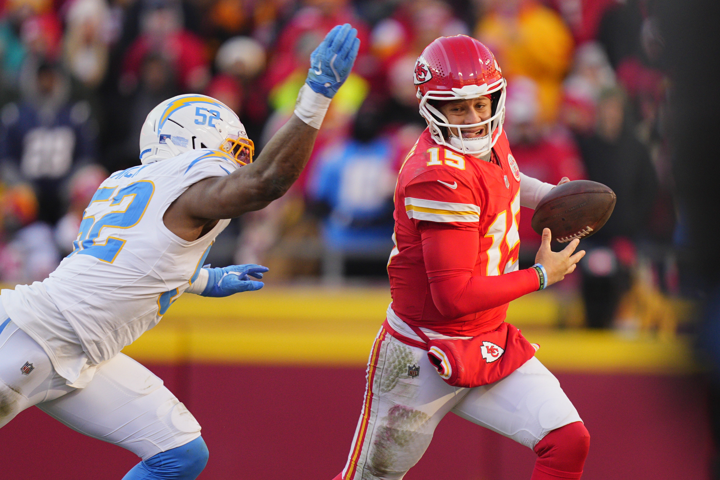 What Patrick Mahomes told the Chiefs after season-ending injury