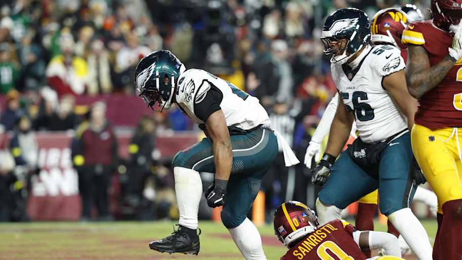 Eagles win NFC East to become division's first repeat champ in over two ...