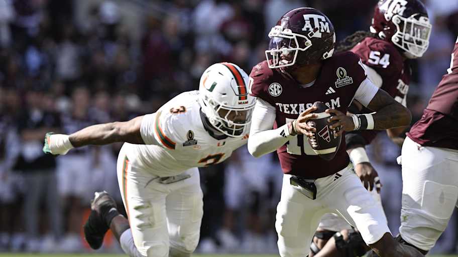 Texas A&M fans have a Marcel Reed-induced meltdown after back-breaking ...