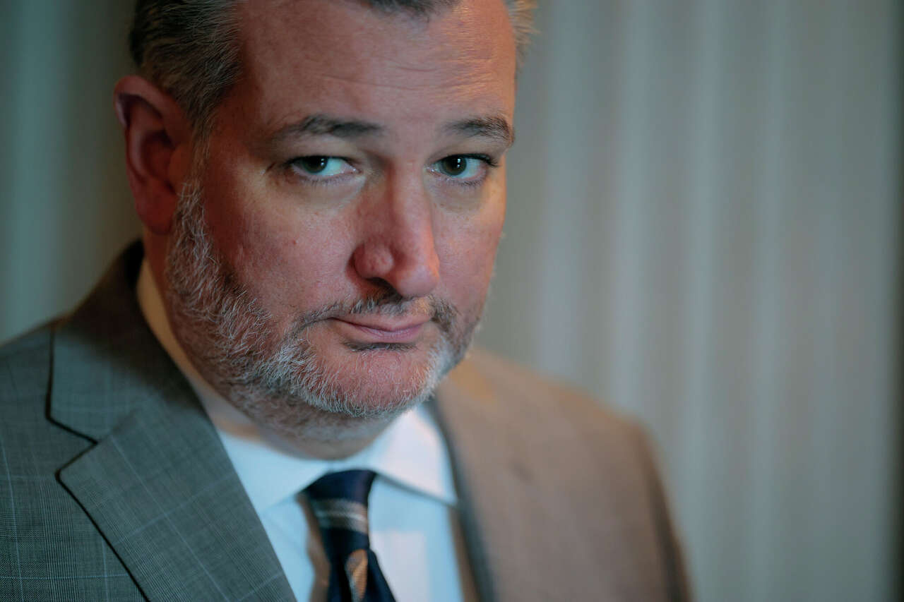'Tim Walz is the Bonnie': Ted Cruz blasts Tim Walz over Minnesota fraud ...