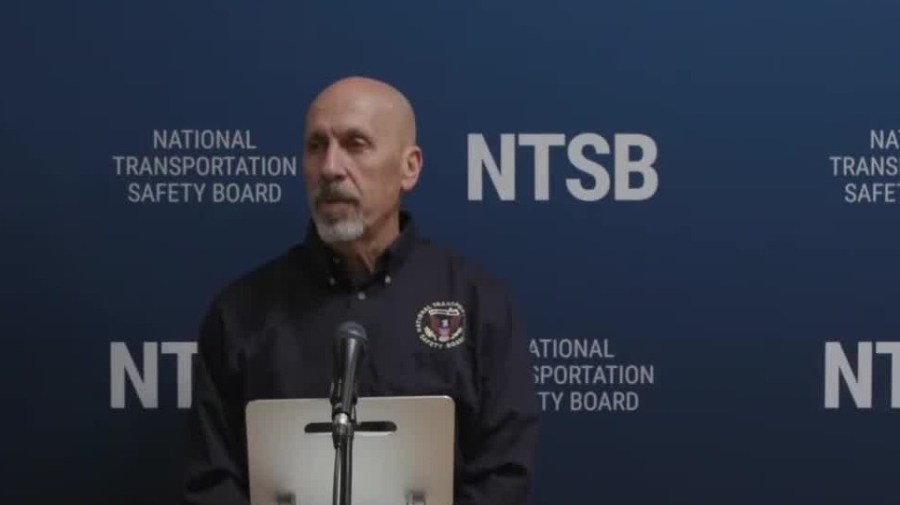 'Emergency landing' text sent before plane crash that killed Greg ...