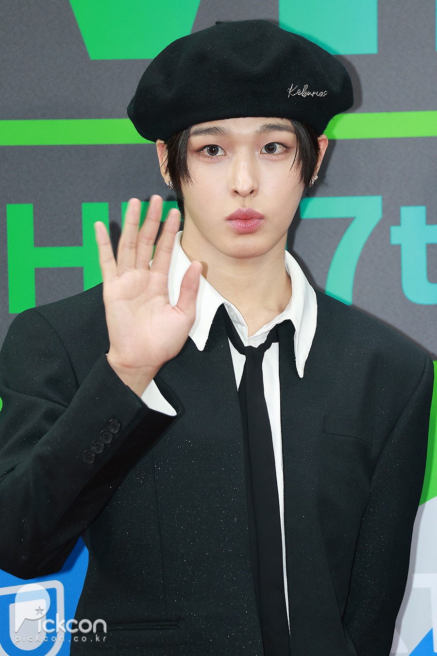 베레모로 러블리 up…NCT WISH 리쿠, '애기 햄스터' 그 자체 [MMA 2025]