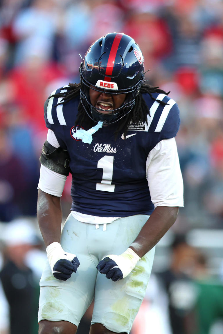Ole Miss will contest star pass rusher Princewill Umanmielen entering ...