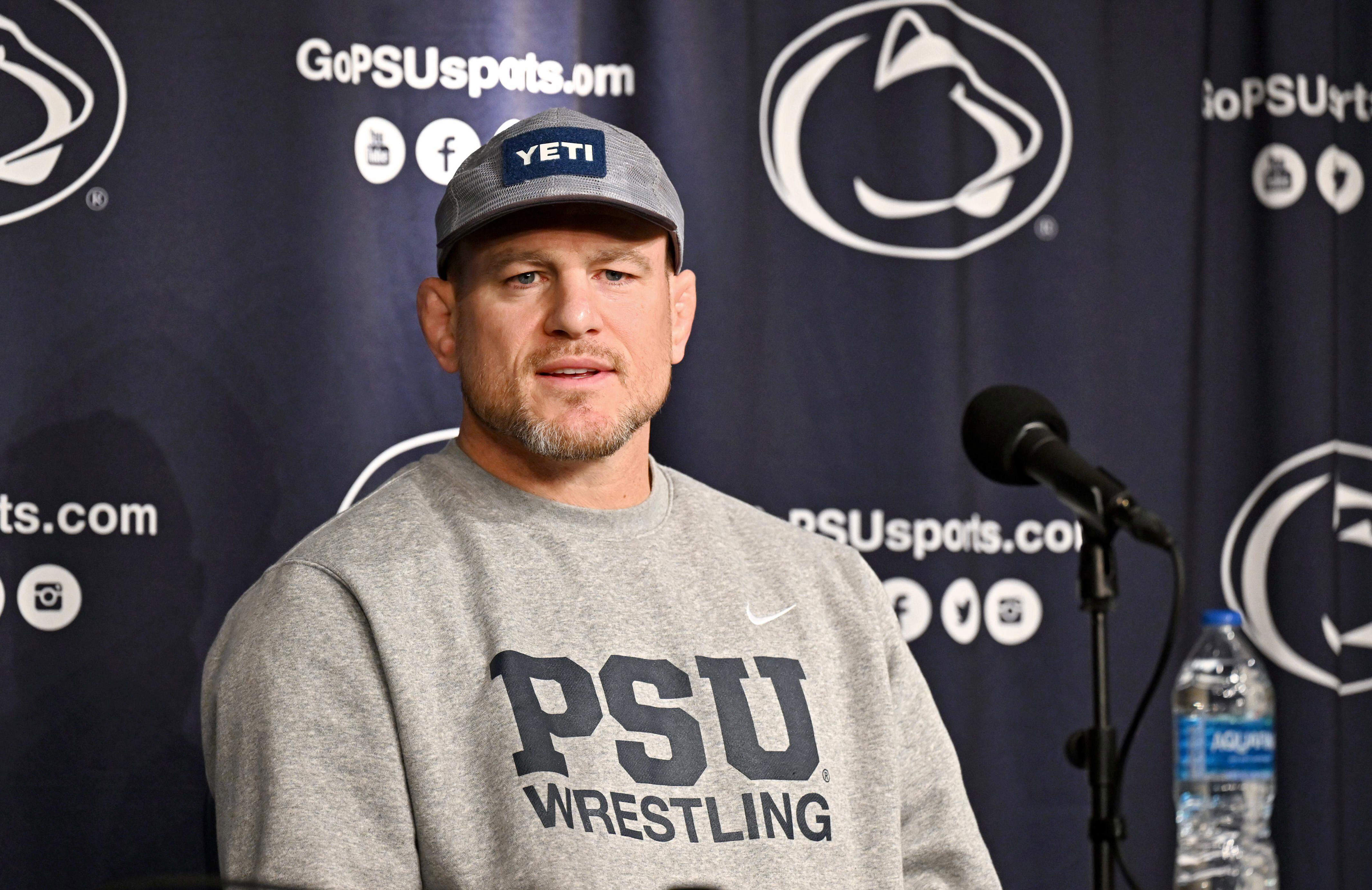 Penn State wrestling breaks Div. I record by extending dual winning ...