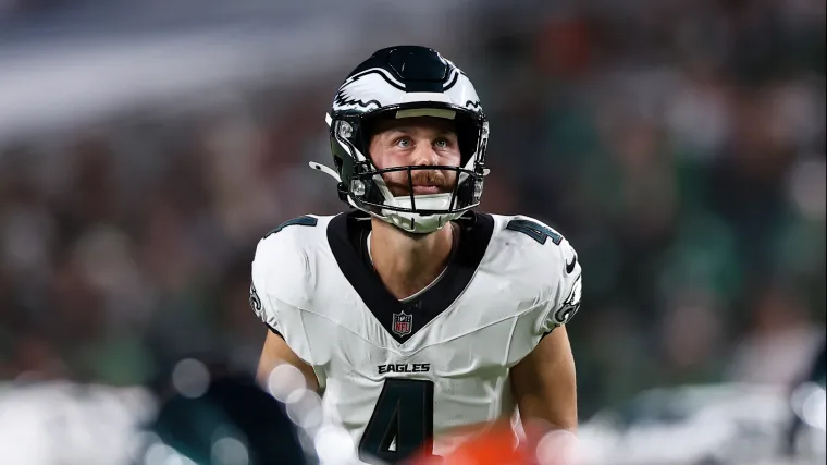 Eagles' Jake Elliott misses three FGs in half: Explaining Philly's ...