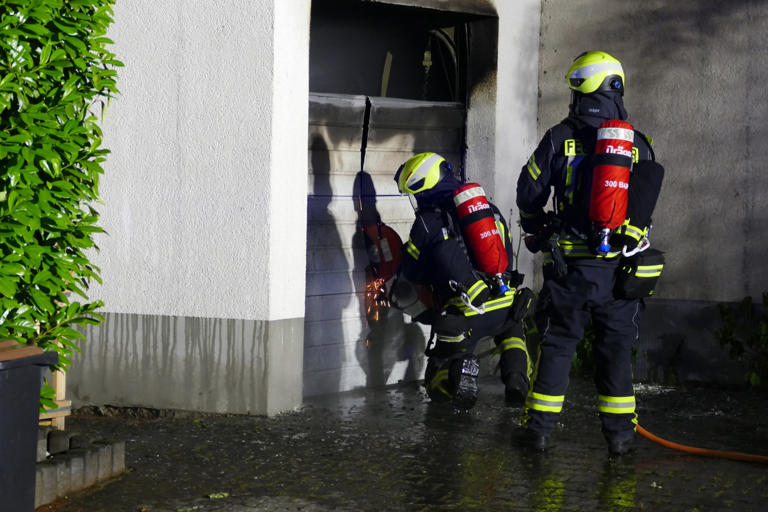 Streifenfahrt wird zum Feuerdrama: Mutter und Baby vor Flammen gerettet