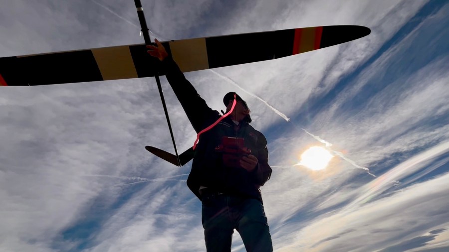 Remote control planes making big splash with no sound