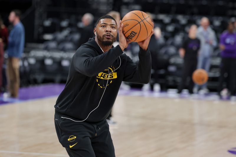 Lakers' Marcus Smart fined $35,000 for obscene gesture