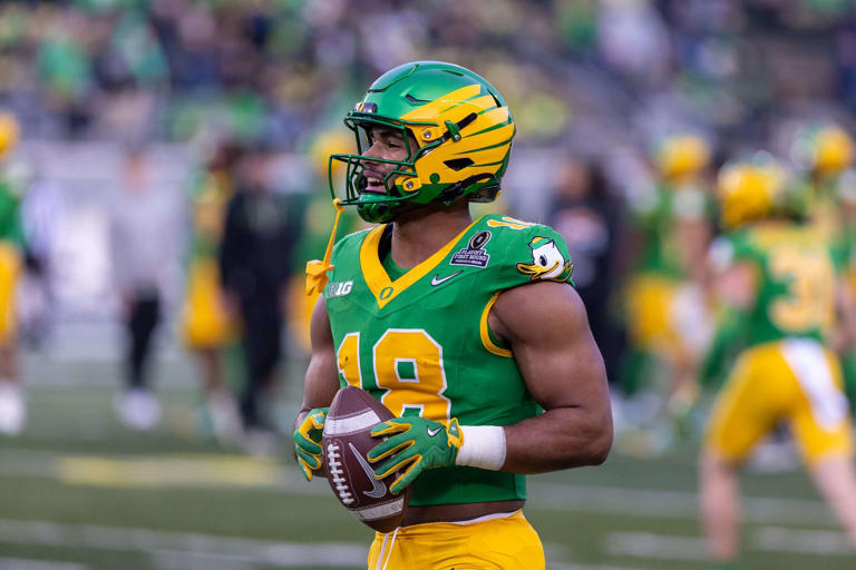 No. 5 Oregon Ducks vs. No. 12 James Madison Dukes in College Football ...