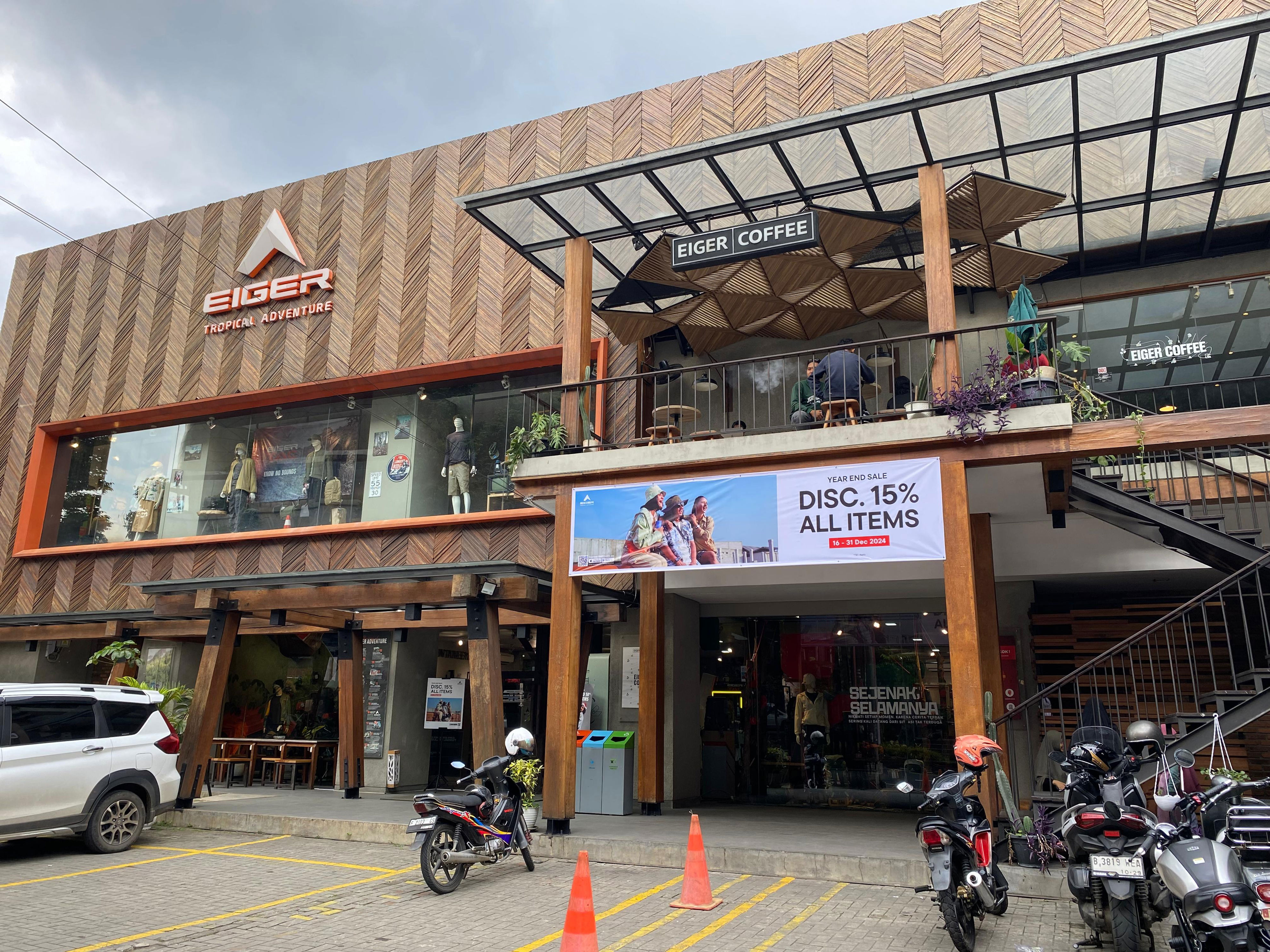 Bersama pulihkan Aceh & Sumatra, EIGER Adventure salurkan bantuan 5 ton ...