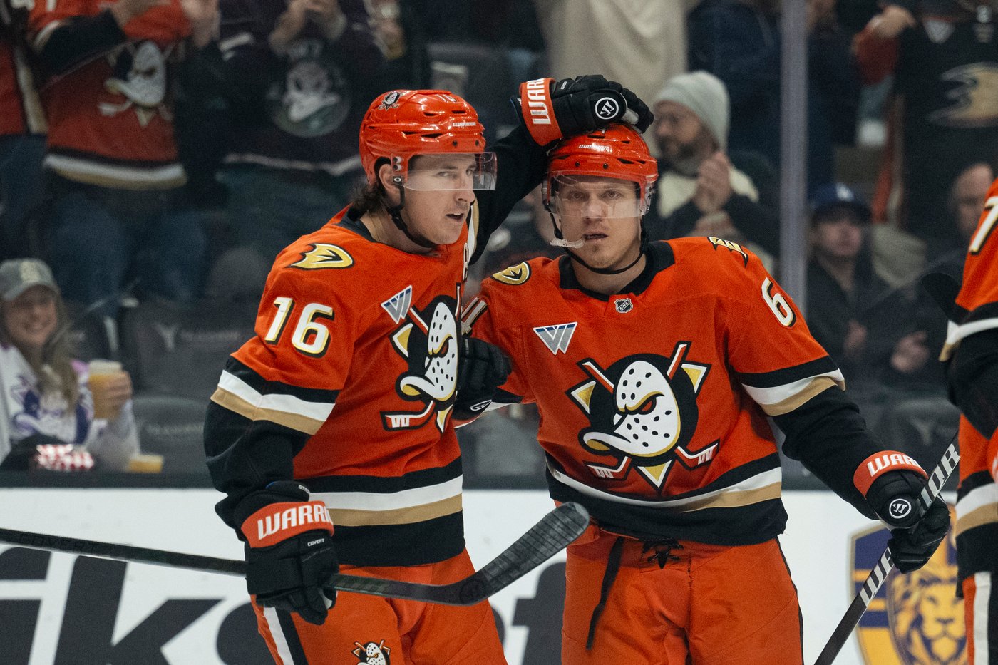 Pavel Mintyukov scores with 3:29 left to lift Ducks past Blue Jackets, 4-3
