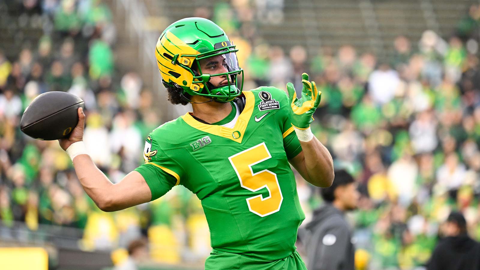 Oregon’s Dante Moore makes JMU pay with early 41-yard TD pass