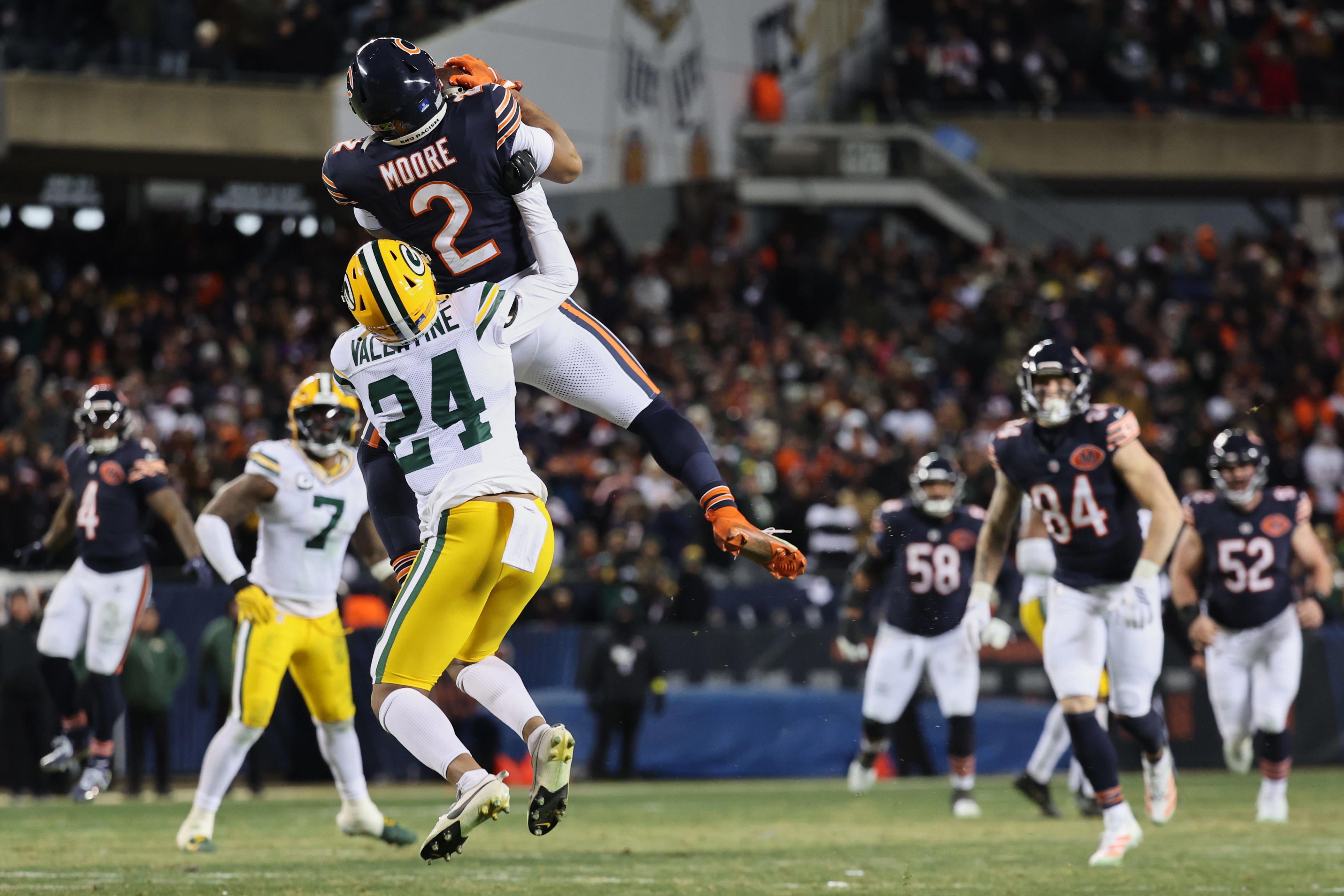 8 plays that stood out from Bears' win vs. Packers in Week 16