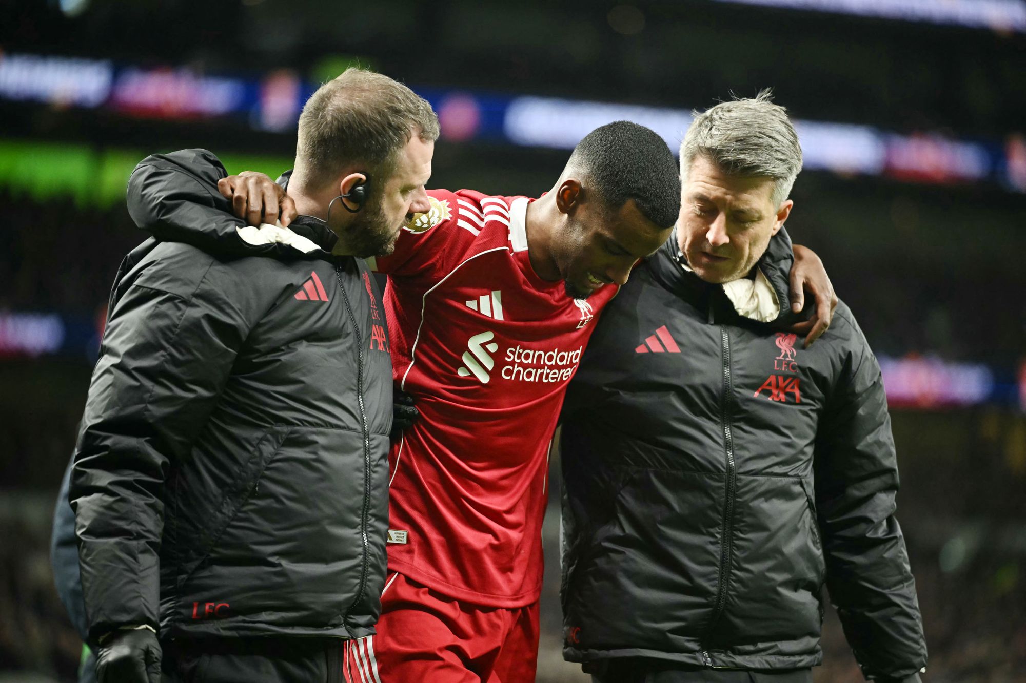 'Tend to take' - Injury expert predicts how long Liverpool will be ...