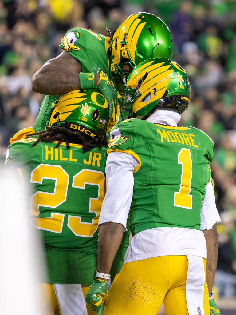No. 5 Oregon scores early, often and runs James Madison out of College ...