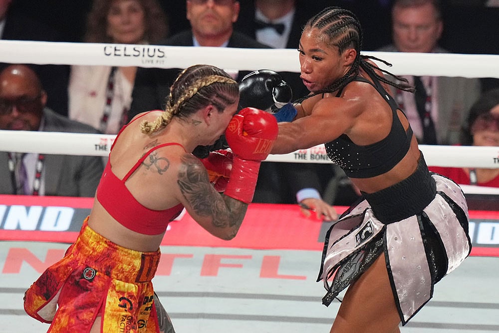 Alycia Baumgardner vs Leila Beaudoin: Unified super-featherweight ...