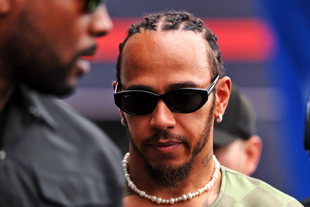 Hamilton unwinds abroad after challenging F1 2025 season