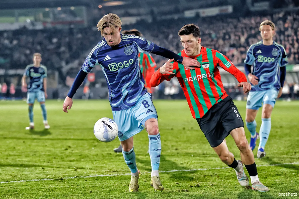 NB: 'Waar Steur fris is en écht graag wil, is Taylor juist het ...