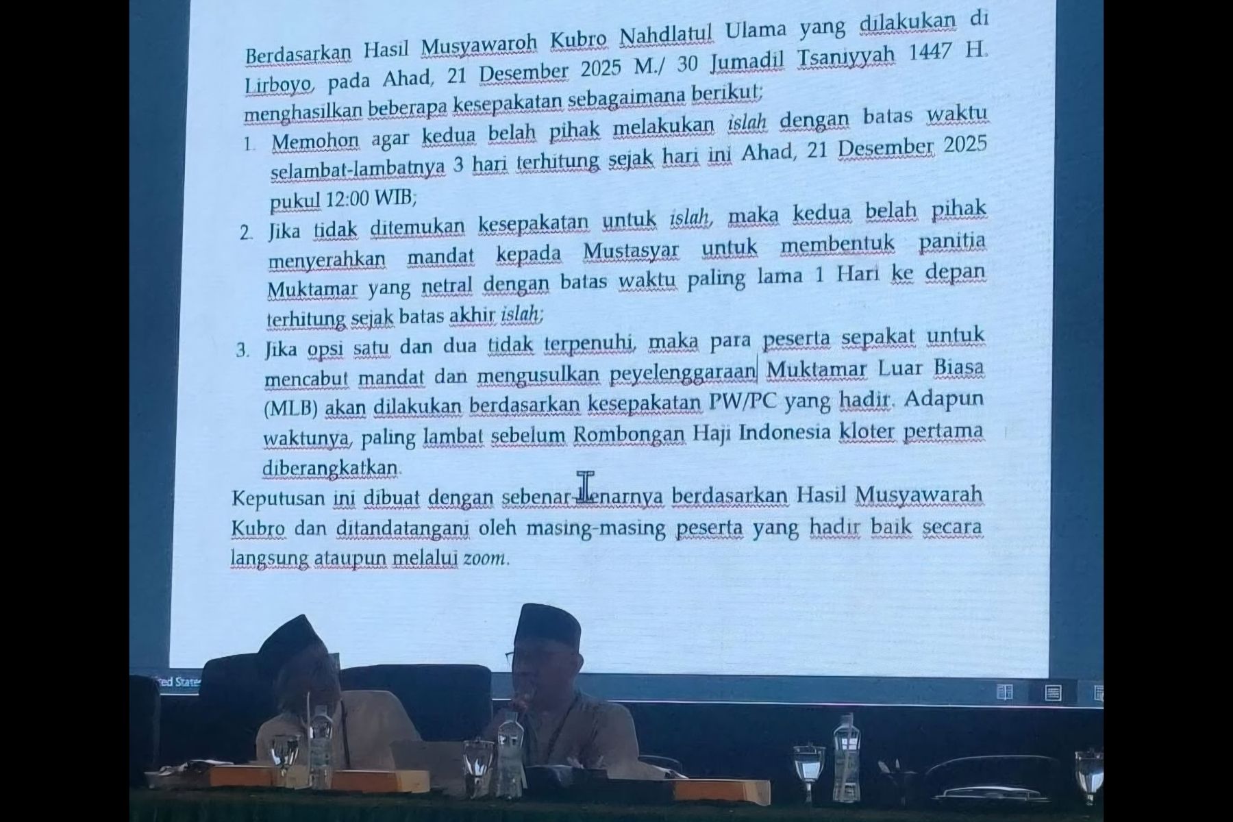 Keputusan rapat PBNU di Ponpes Lirboyo Jatim bersifat final dan mengikat