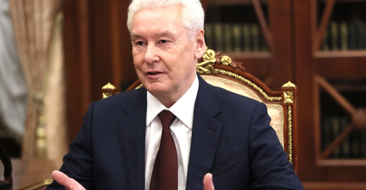 Moscow hit by record aerial assault—Ukraine’s second strike in 5 days ...