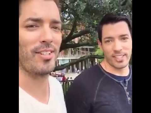 Visit Cafe Du Monde for delicious treats with the Scott brothers