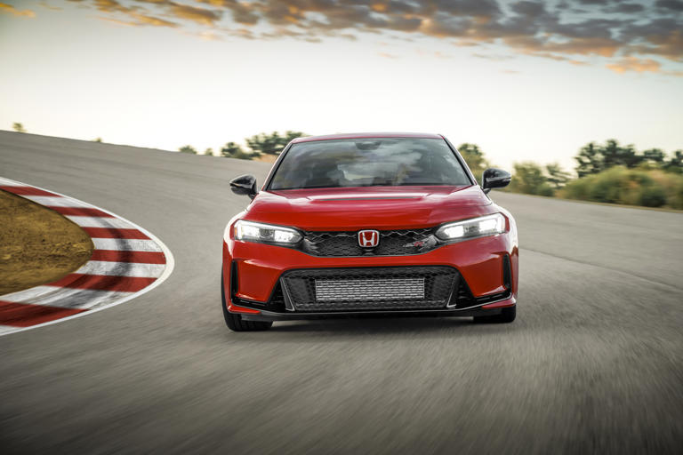 Honda in America has extended the life of the Civic Type R by another year