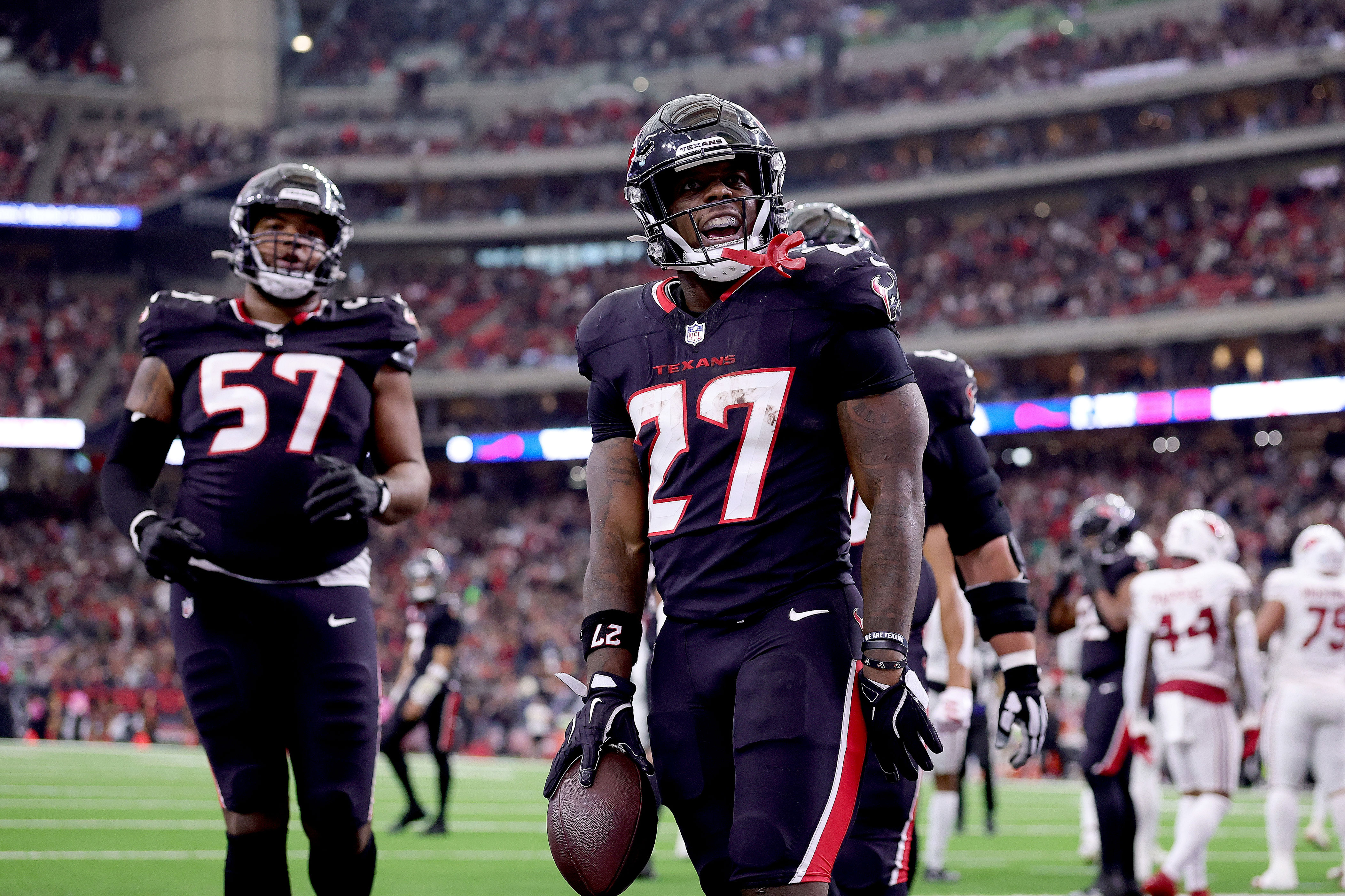 Woody Marks start or sit: Week 17 fantasy football advice