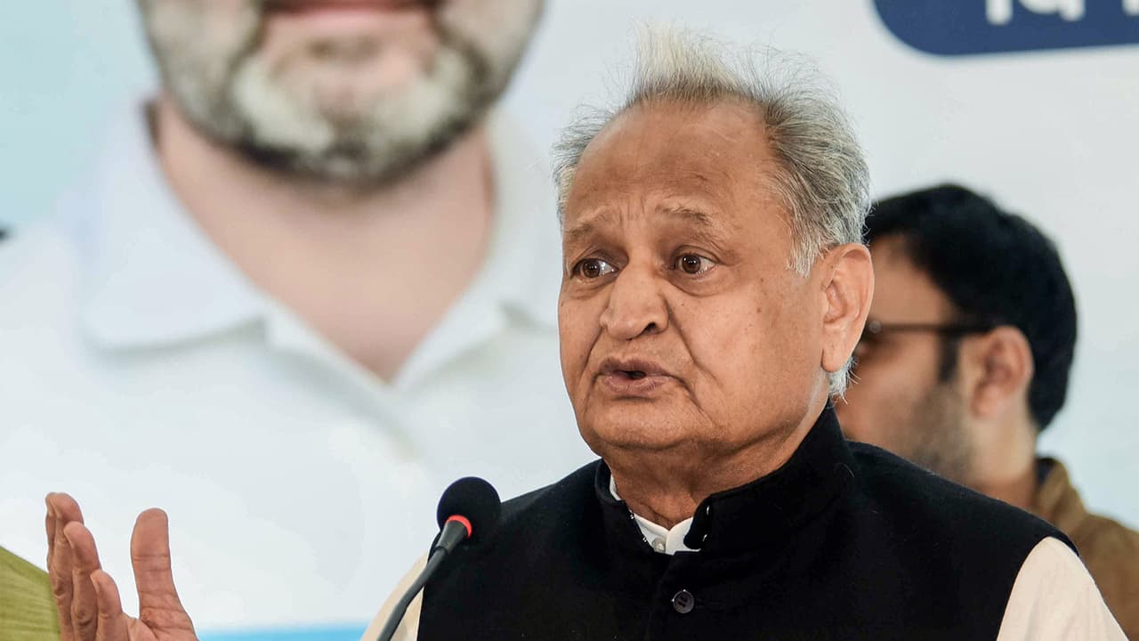 Gehlot slams BJP govt over Aravalli row, questions 100m definition