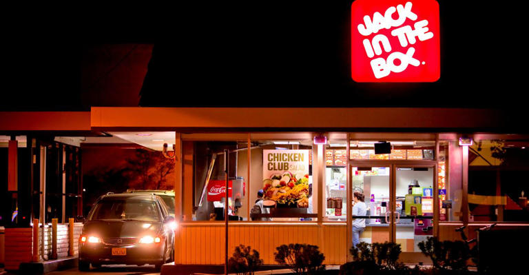 Jack in the Box announces nationwide retreat—200 restaurants shut as ...