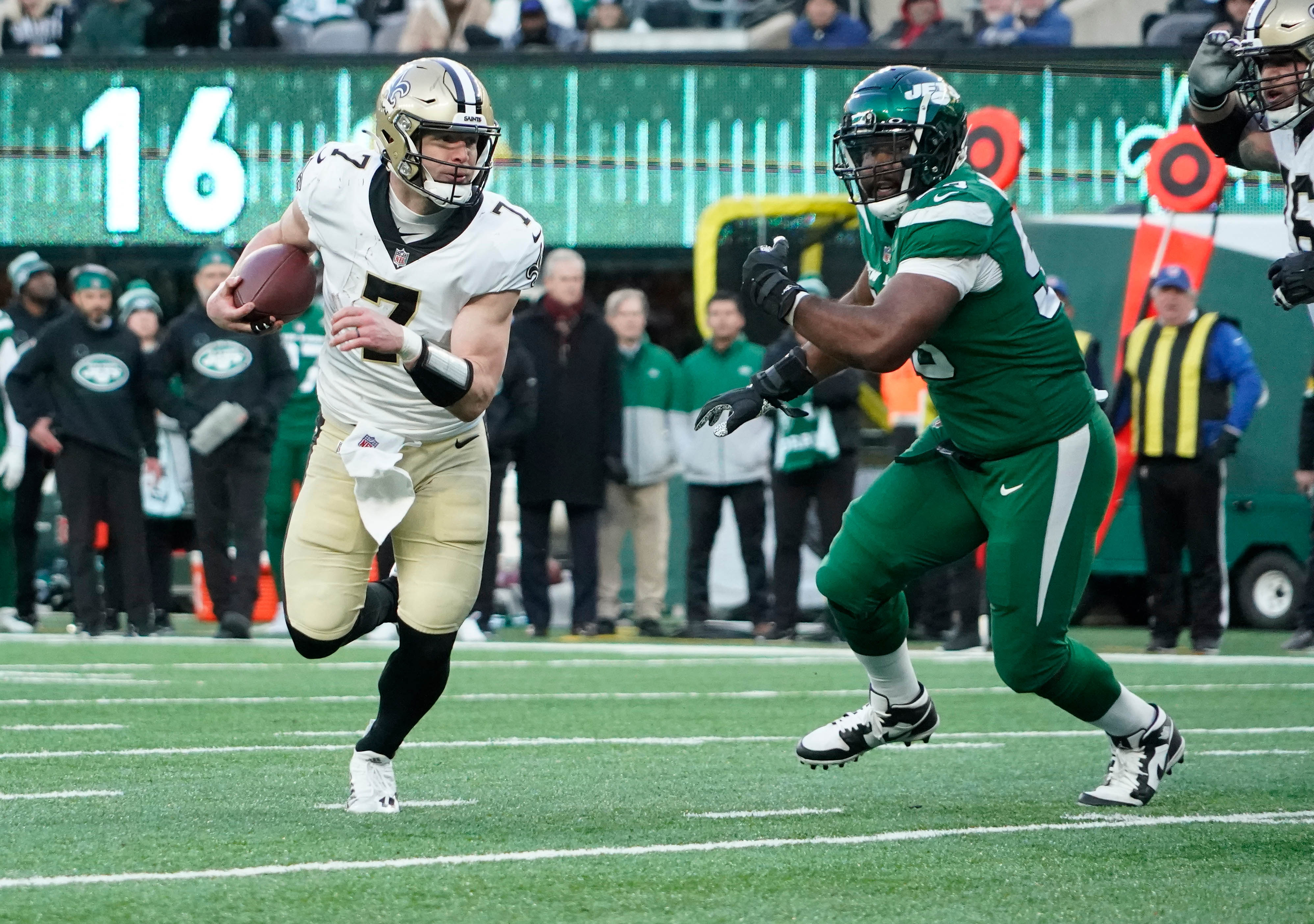 New York Jets flight connections 12/21/25