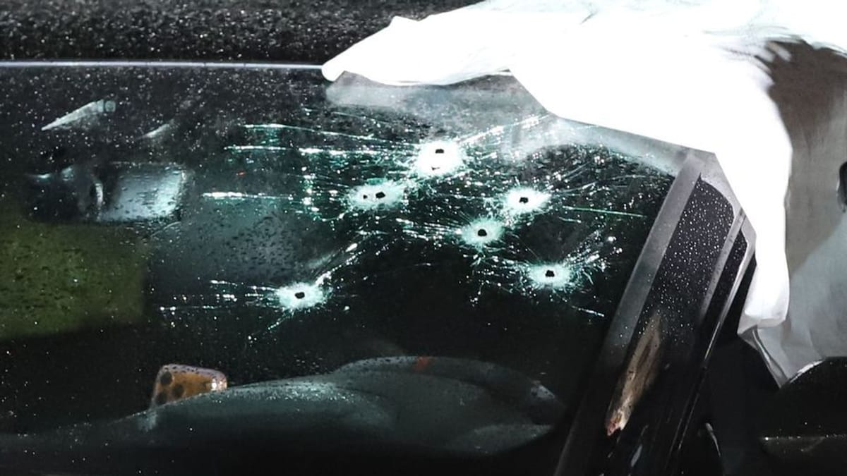 Schüsse in ruhiger Wohngegend: Ermittlungen im Rocker-Milieu