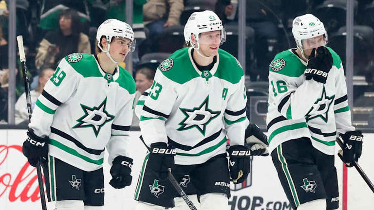 Dallas Stars news: Time to get festive at the American Airlines Center