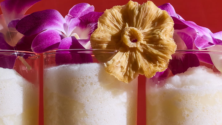 How to Make a Classic Pina Colada | Summer Cocktail