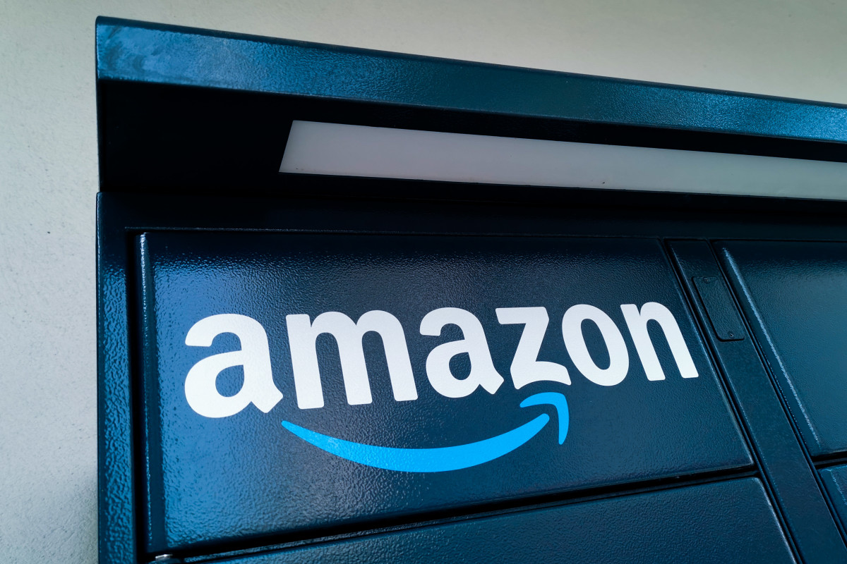 Amazon's 2-in-1 laptop tablet is now $58 — just in time for Christmas