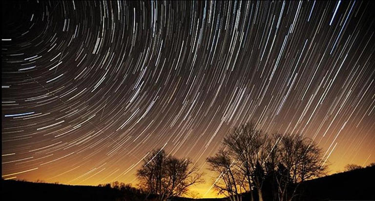 Last meteor shower of 2025 to peak soon in California night sky. Here's ...