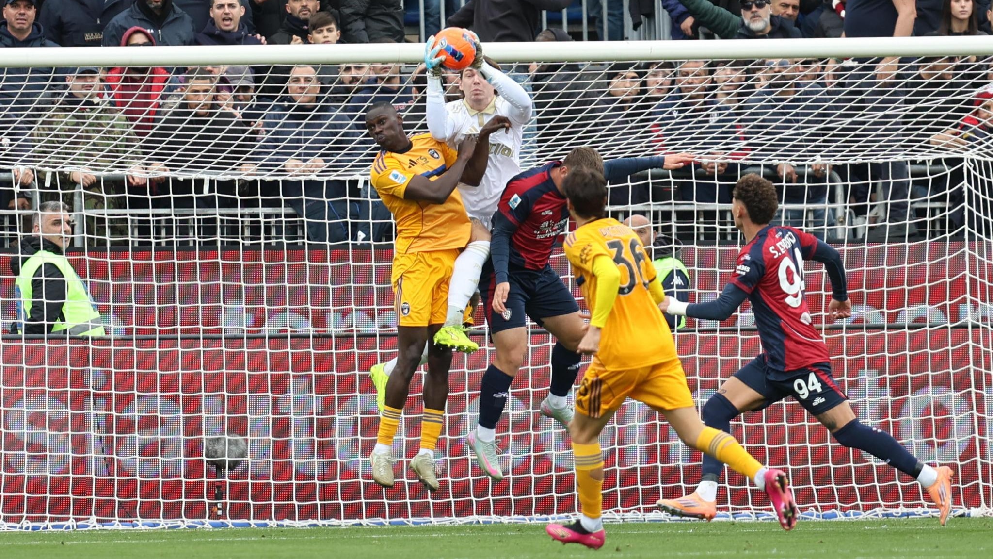 Serie A Lunch match: in campo Cagliari-Pisa 2-2