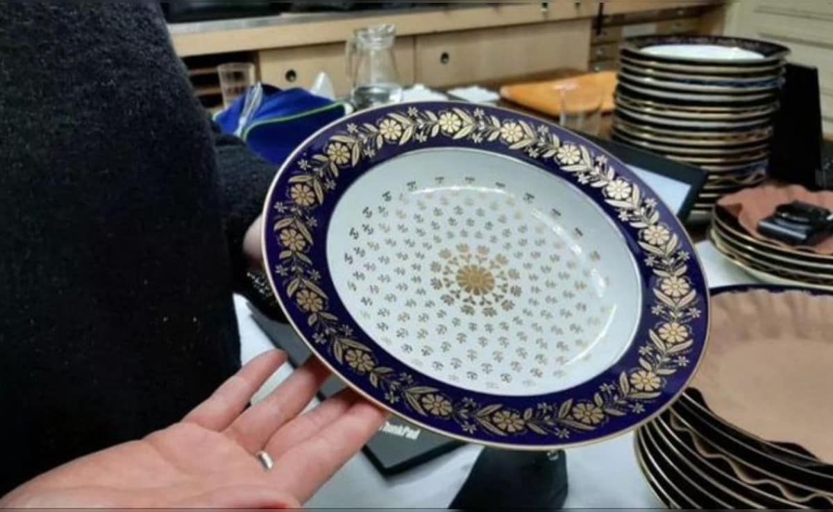 Steward arrested for stealing silverware from French president's residence