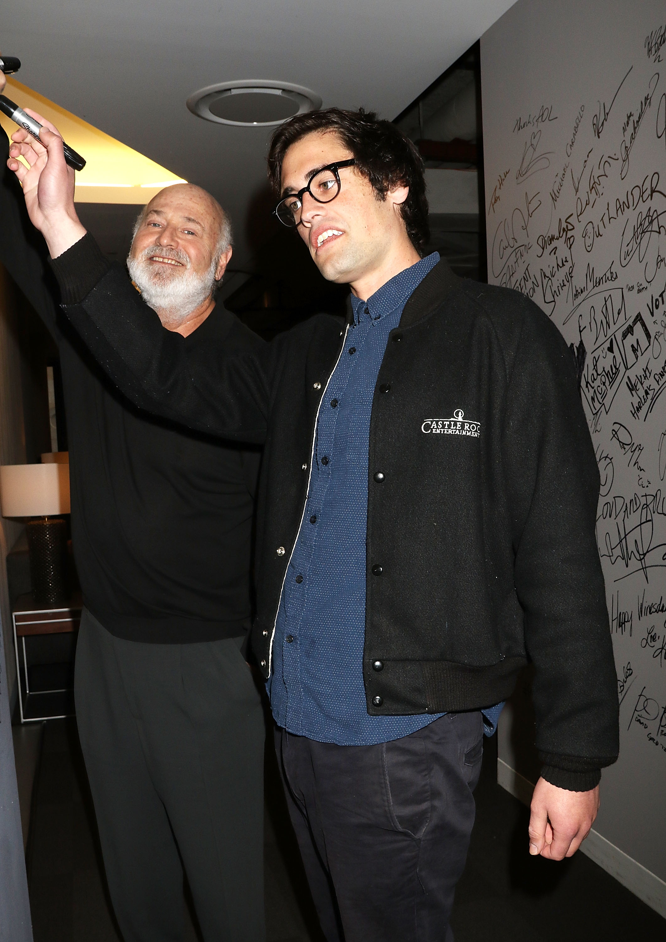 How 'SNL' paid tribute to Rob Reiner, one of the show's first hosts ...