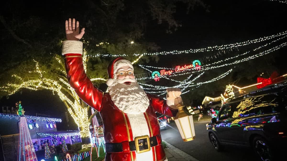 Meet the man behind Temple Terrace’s most dazzling Christmas destination