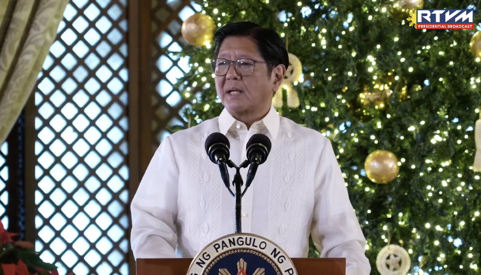 Marcos creates 3 ecozones to draw P3B investments, generate 7,200 jobs