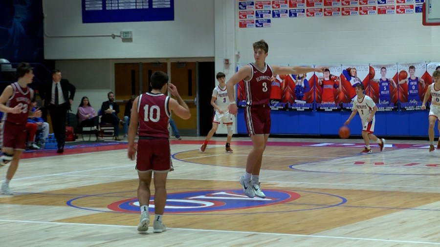 Bloomfield defeats Owen Valley, 62-52