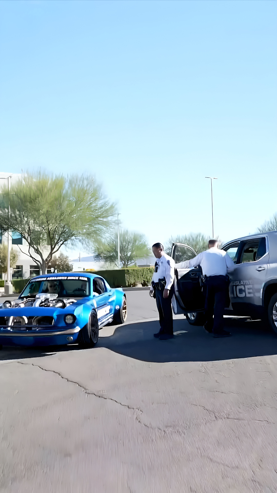 Pulled over by police while drifting an 800HP Mustang
