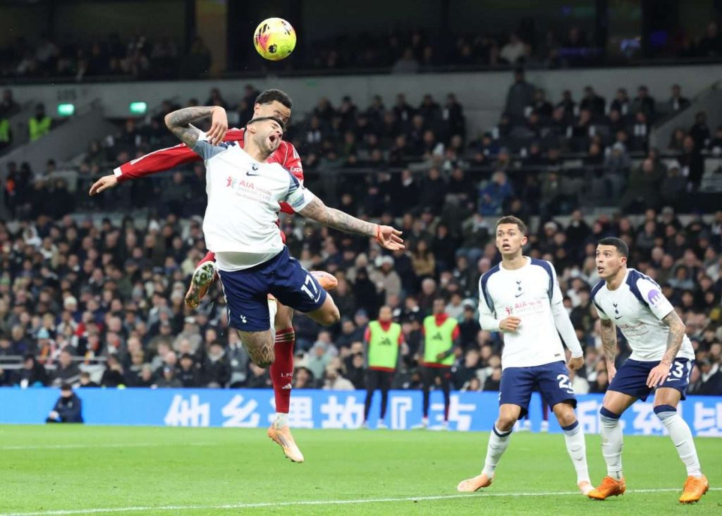 Tottenhamin Thomas Frankilta kovaa kritiikkiä tuomarille: "Teki ...