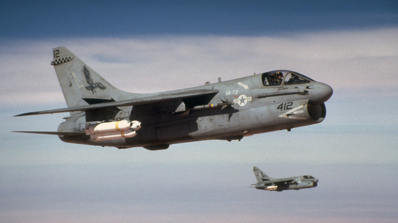 Every fighter jet featured in Top Gun, ranked worst to best