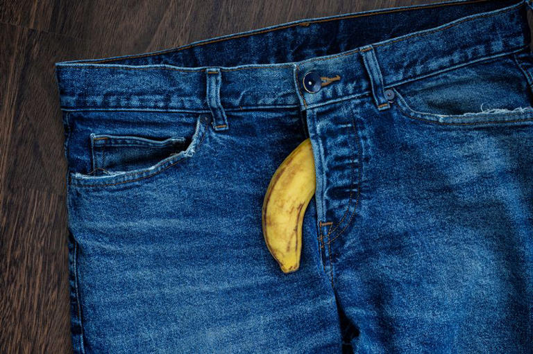 Man with 'world's tiniest micropenis' admits 'embarrassing' difficulty ...