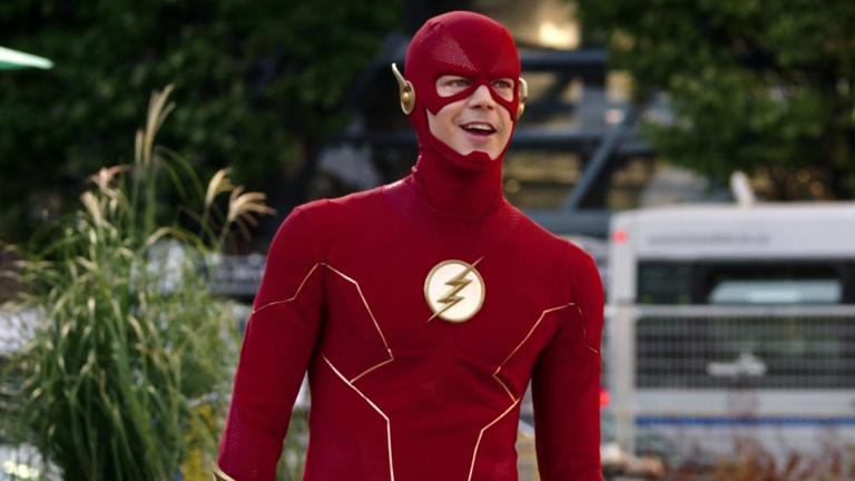 The Flash actor Grant Gustin replaced as Barry Allen in DCU art after ...